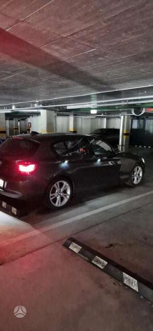 Grey BMW 116 2012 in Vilnius, with an engine capacity of 0.00 L and mileage of 285 thousand km for 5200 €, photo 20 on AUTOMOTO.COM.LV