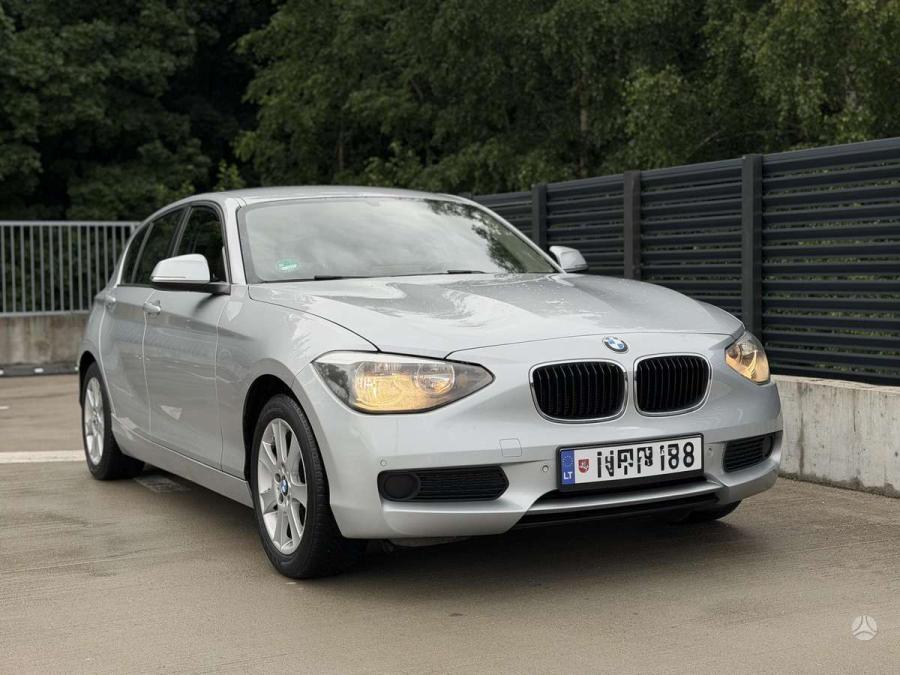 Grey BMW 116 2012 in Vilnius, with an engine capacity of 1.60 L and mileage of 184 thousand km for 5550 €, photo 4 on AUTOMOTO.COM.LV
