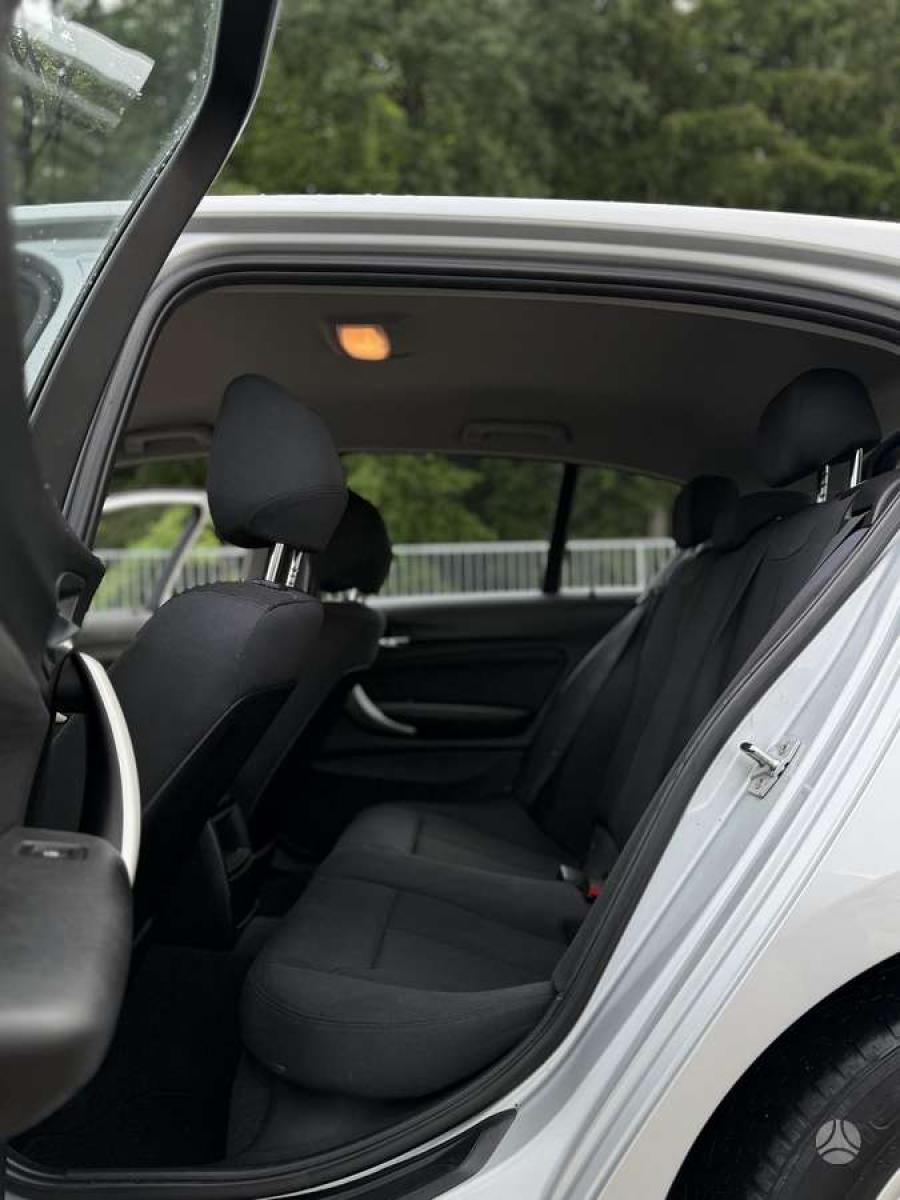 Grey BMW 116 2012 in Vilnius, with an engine capacity of 1.60 L and mileage of 184 thousand km for 5550 €, photo 23 on AUTOMOTO.COM.LV