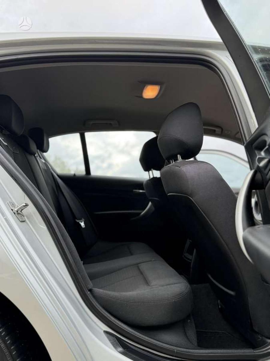 Grey BMW 116 2012 in Vilnius, with an engine capacity of 1.60 L and mileage of 184 thousand km for 5550 €, photo 24 on AUTOMOTO.COM.LV