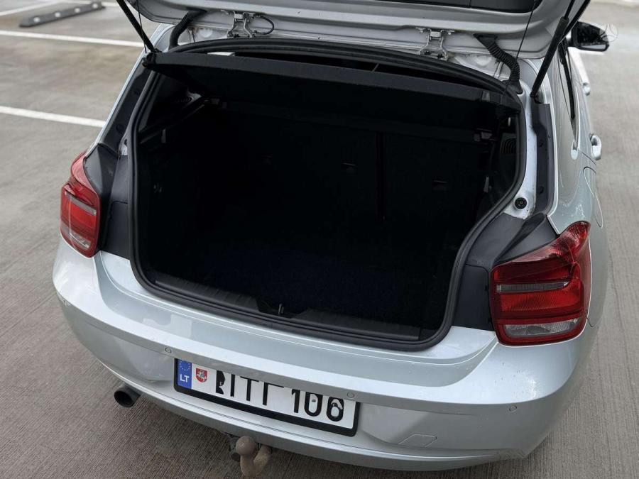 Grey BMW 116 2012 in Vilnius, with an engine capacity of 1.60 L and mileage of 184 thousand km for 5550 €, photo 28 on AUTOMOTO.COM.LV