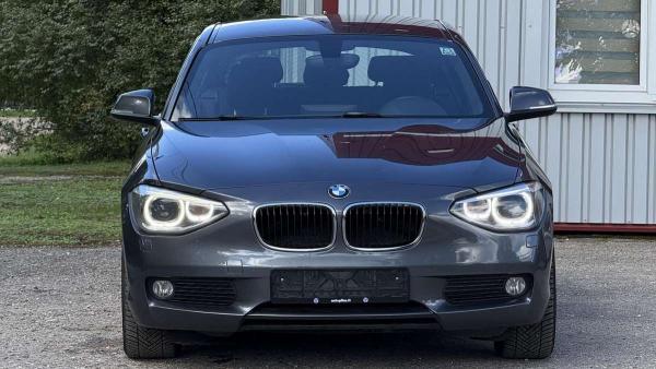 Grey BMW 116 2012 in Ukmerge, with an engine capacity of 1.60 L and mileage of 265 thousand km for 4350 €, photo 6 on AUTOMOTO.COM.LV