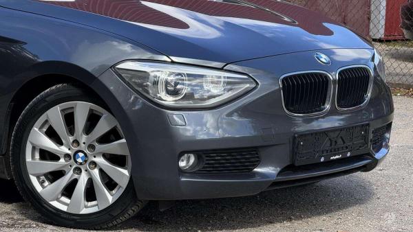 Grey BMW 116 2012 in Ukmerge, with an engine capacity of 1.60 L and mileage of 265 thousand km for 4350 €, photo 11 on AUTOMOTO.COM.LV