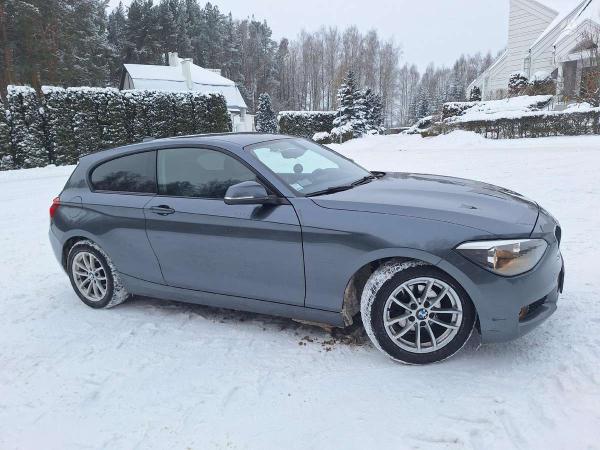 Pelēks BMW 116 2013 Elektrėnai, ar dzinēja tilpumu 2.00 L un nobraukumu 385 tūkst. km par 4690 €, foto 3 vietnē AUTOMOTO.COM.LV