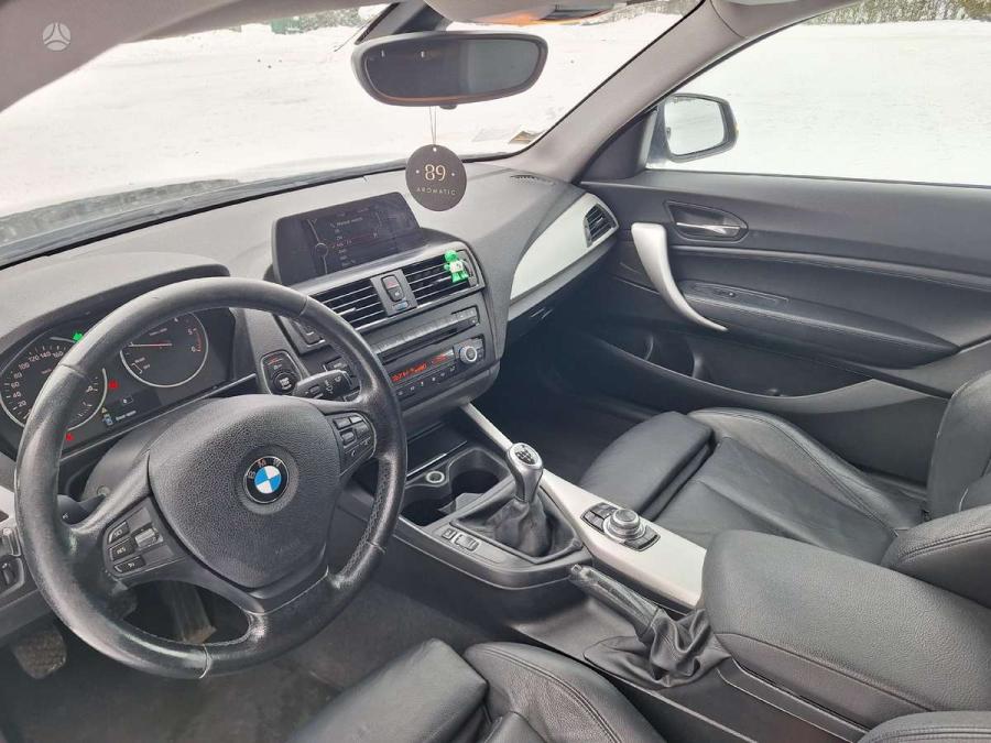 Grey BMW 116 2013 in Elektrenai, with an engine capacity of 2.00 L and mileage of 385 thousand km for 4690 €, photo 20 on AUTOMOTO.COM.LV