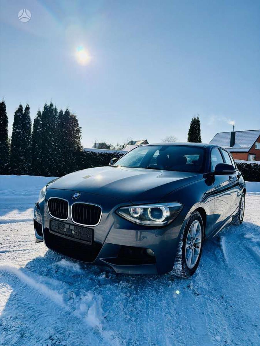 Grey BMW 116 2013 in Kaunas, with an engine capacity of 1.60 L and mileage of 131 thousand km for 6850 €, photo 1 on AUTOMOTO.COM.LV