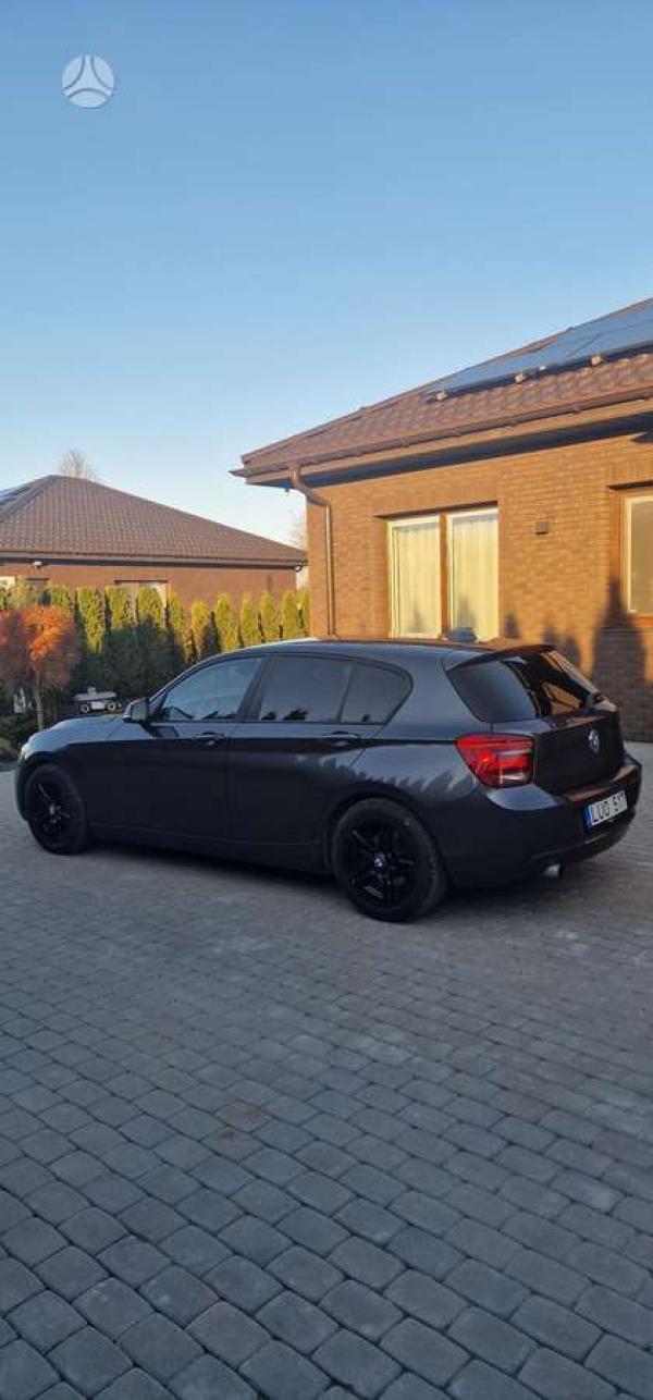 Grey BMW 116 2013 in Siauliai, with an engine capacity of 1.60 L and mileage of 180 thousand km for 5999 €, photo 1 on AUTOMOTO.COM.LV