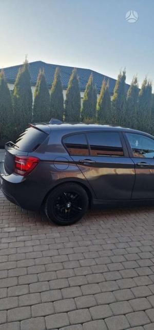 Pelēks BMW 116 2013 Šauļi, ar dzinēja tilpumu 1.60 L un nobraukumu 180 tūkst. km par 5999 €, foto 3 vietnē AUTOMOTO.COM.LV