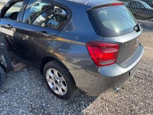 Grey BMW 116 2013 in Telschi, with an engine capacity of 2.00 L and mileage of 219 thousand km for 1999 €, photo 6 on AUTOMOTO.COM.LV