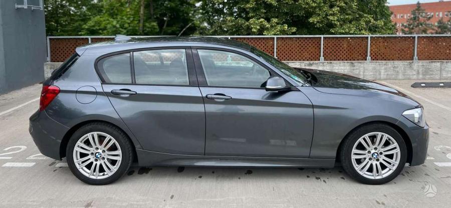 Grey BMW 116 2014 in Kaunas, with an engine capacity of 2.00 L and mileage of 304 thousand km for 6999 €, photo 8 on AUTOMOTO.COM.LV