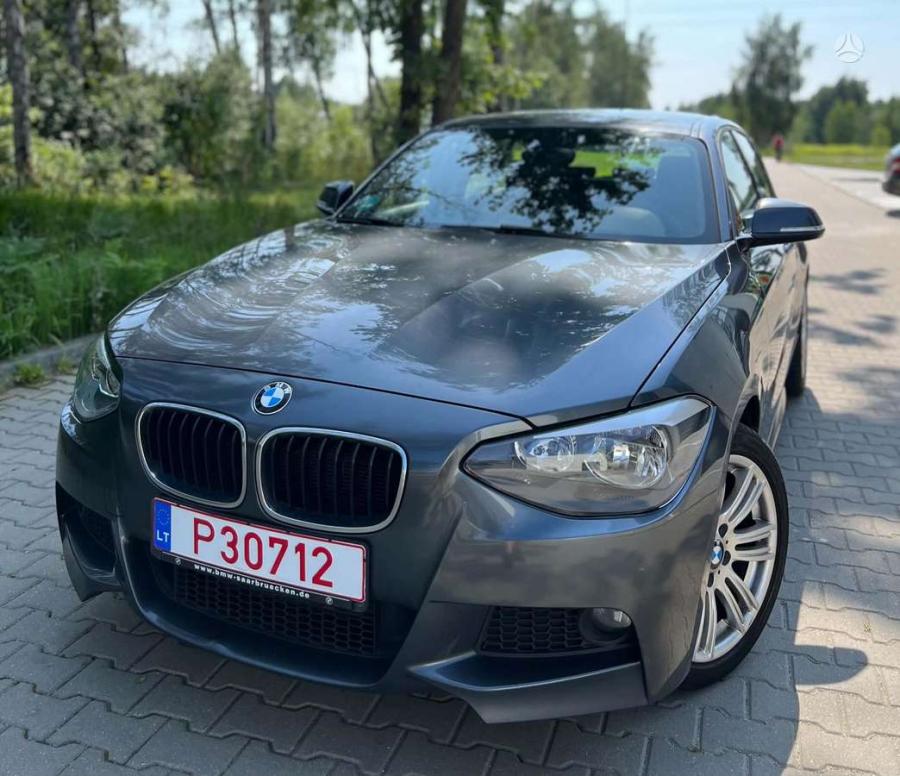 Grey BMW 116 2014 in Kaunas, with an engine capacity of 2.00 L and mileage of 304 thousand km for 6800 €, photo 1 on AUTOMOTO.COM.LV