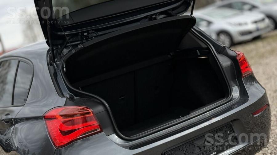 Grey BMW 116 2017 in Jelgava, with an engine capacity of 1.50 L and mileage of 182 thousand km for 9990 €, photo 32 on AUTOMOTO.COM.LV