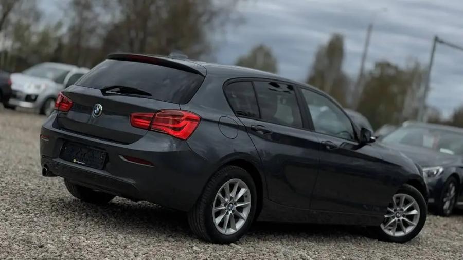Pelēks BMW 116 2017 Jelgava, ar dzinēja tilpumu 1.50 L un nobraukumu 182 tūkst. km par 9990 €, foto 4 vietnē AUTOMOTO.COM.LV