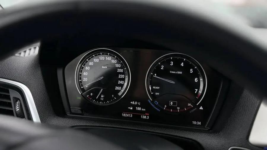 Pelēks BMW 116 2017 Jelgava, ar dzinēja tilpumu 1.50 L un nobraukumu 182 tūkst. km par 9990 €, foto 13 vietnē AUTOMOTO.COM.LV