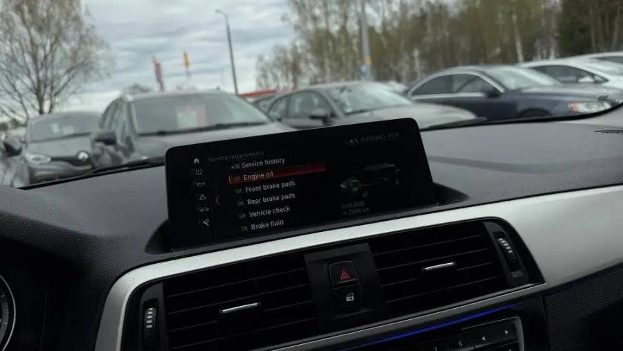 Pelēks BMW 116 2017 Jelgava, ar dzinēja tilpumu 1.50 L un nobraukumu 182 tūkst. km par 9990 €, foto 16 vietnē AUTOMOTO.COM.LV