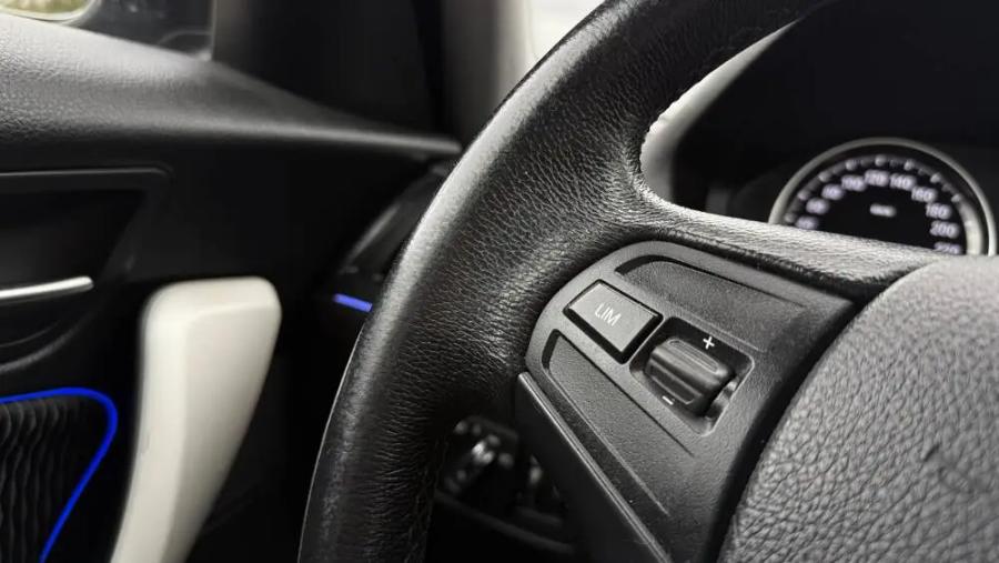 Pelēks BMW 116 2017 Jelgava, ar dzinēja tilpumu 1.50 L un nobraukumu 182 tūkst. km par 9990 €, foto 27 vietnē AUTOMOTO.COM.LV