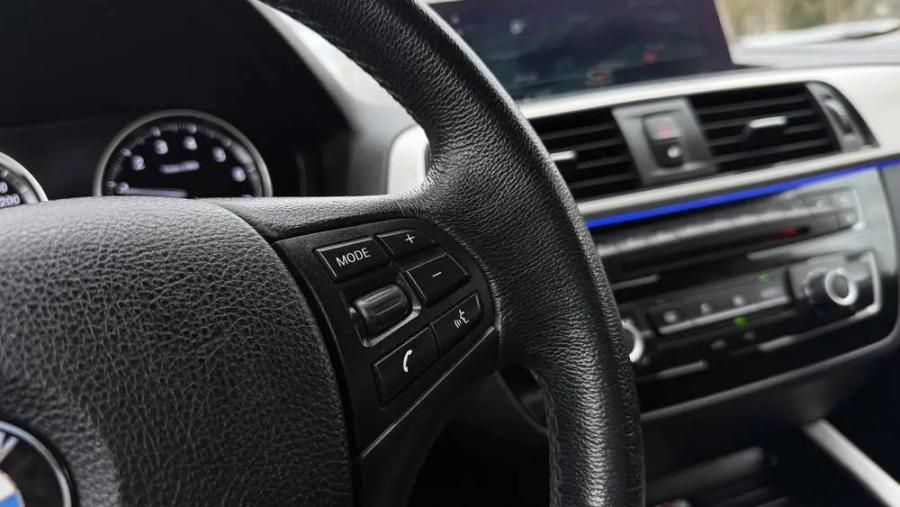 Pelēks BMW 116 2017 Jelgava, ar dzinēja tilpumu 1.50 L un nobraukumu 182 tūkst. km par 9990 €, foto 28 vietnē AUTOMOTO.COM.LV