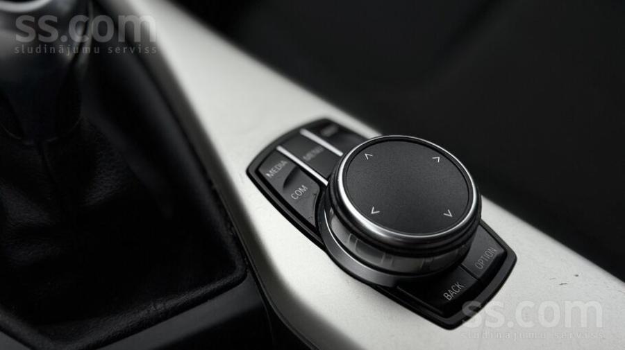 Pelēks BMW 116 2017 Jelgava, ar dzinēja tilpumu 1.50 L un nobraukumu 182 tūkst. km par 8990 €, foto 24 vietnē AUTOMOTO.COM.LV