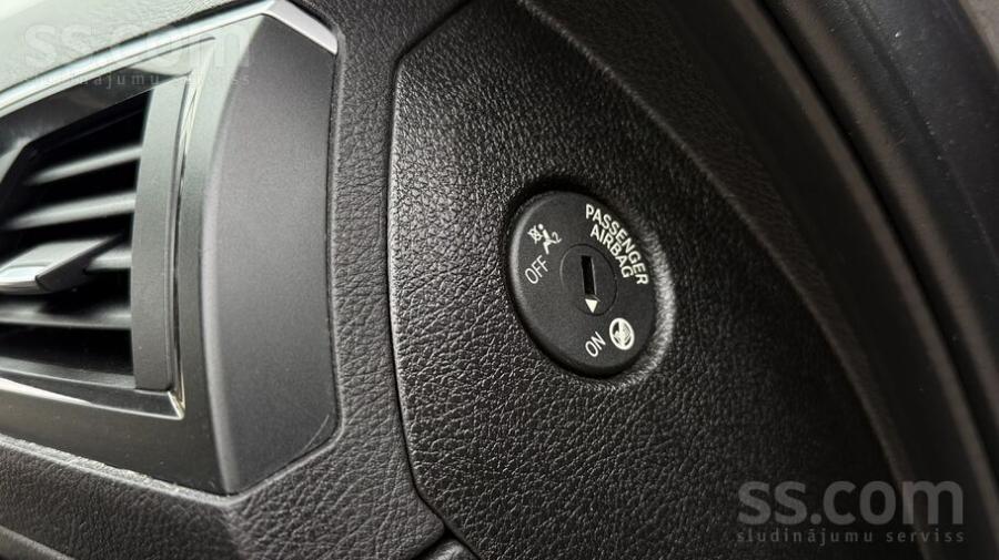 Pelēks BMW 116 2017 Jelgava, ar dzinēja tilpumu 1.50 L un nobraukumu 182 tūkst. km par 8990 €, foto 29 vietnē AUTOMOTO.COM.LV