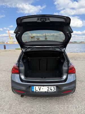 Grey BMW 116 2019 in Riga, with an engine capacity of 1.50 L and mileage of 179 thousand km for 12300 €, photo 10 on AUTOMOTO.COM.LV