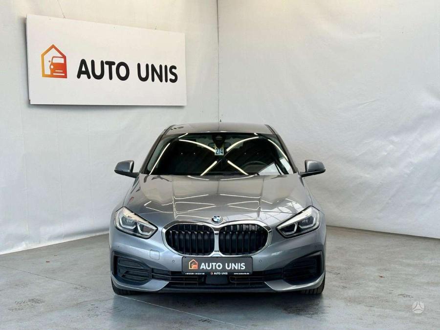 Grey BMW 116 2022 in Vilnius, with an engine capacity of 1.50 L and mileage of 178 thousand km for 17061 €, photo 2 on AUTOMOTO.COM.LV