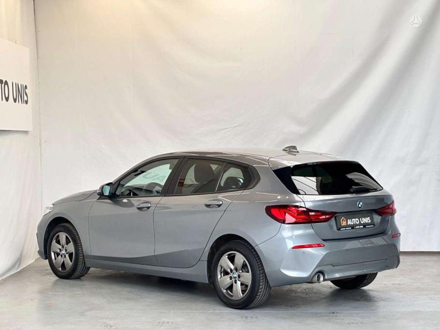 Grey BMW 116 2022 in Vilnius, with an engine capacity of 1.50 L and mileage of 178 thousand km for 17061 €, photo 6 on AUTOMOTO.COM.LV
