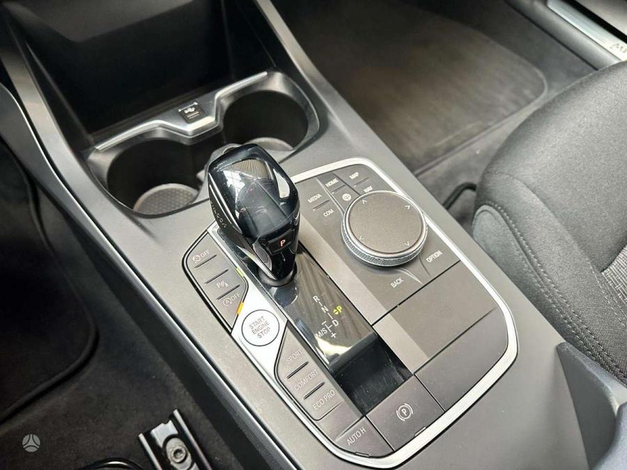 Grey BMW 116 2022 in Vilnius, with an engine capacity of 1.50 L and mileage of 178 thousand km for 17061 €, photo 14 on AUTOMOTO.COM.LV