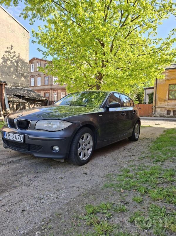 Pelēks BMW 116 2006 Liepāja, ar dzinēja tilpumu 1.60 L un nobraukumu 191 tūkst. km par 3500 €, foto 3 vietnē AUTOMOTO.COM.LV
