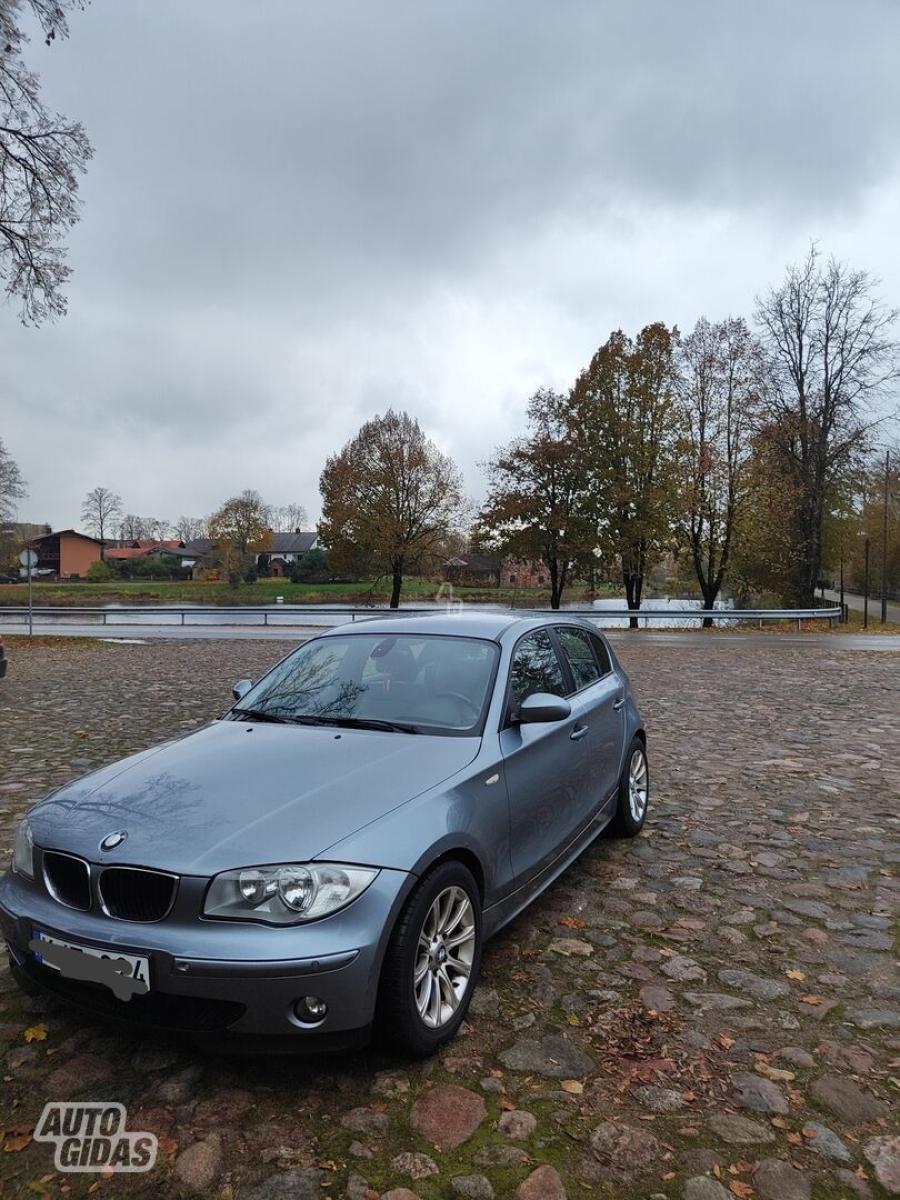 BMW 116 2005 in Vilnius, with an engine capacity of 1.60 L and mileage of 204 thousand km for 1000 €, photo 4 on AUTOMOTO.COM.LV