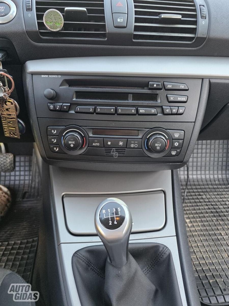 BMW 116 2005 in Vilnius, with an engine capacity of 1.60 L and mileage of 275 thousand km for 3000 €, photo 10 on AUTOMOTO.COM.LV