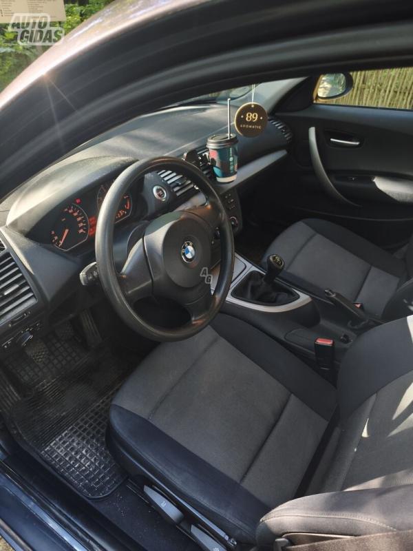 BMW 116 2005 in Panevezys, with an engine capacity of 1.60 L and mileage of 240 thousand km for 2350 €, photo 6 on AUTOMOTO.COM.LV