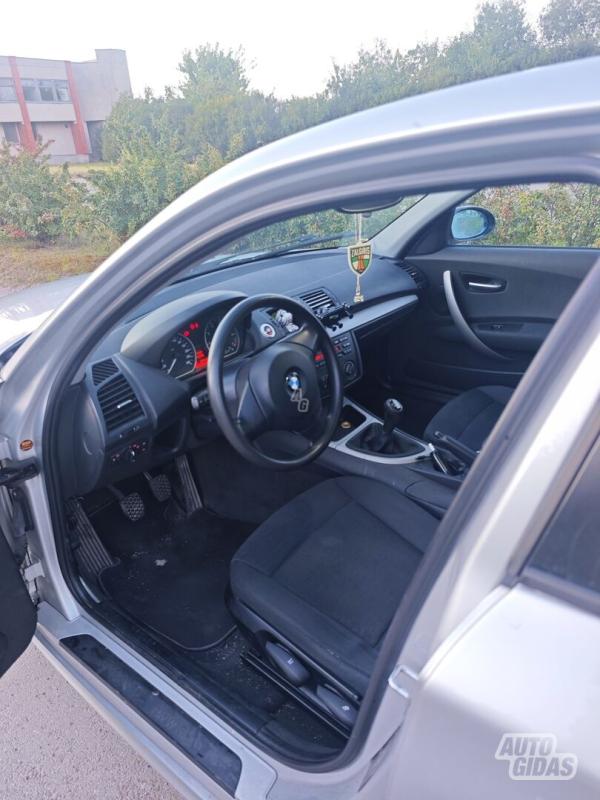 BMW 116 2005 in Ukmerge, with an engine capacity of 1.60 L and mileage of 290 thousand km for 1800 €, photo 9 on AUTOMOTO.COM.LV