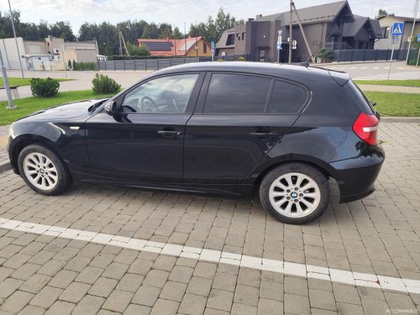 BMW 116 2009 in Raseiniai, with an engine capacity of 2.00 L and mileage of 224 thousand km for 3200 €, photo 3 on AUTOMOTO.COM.LV