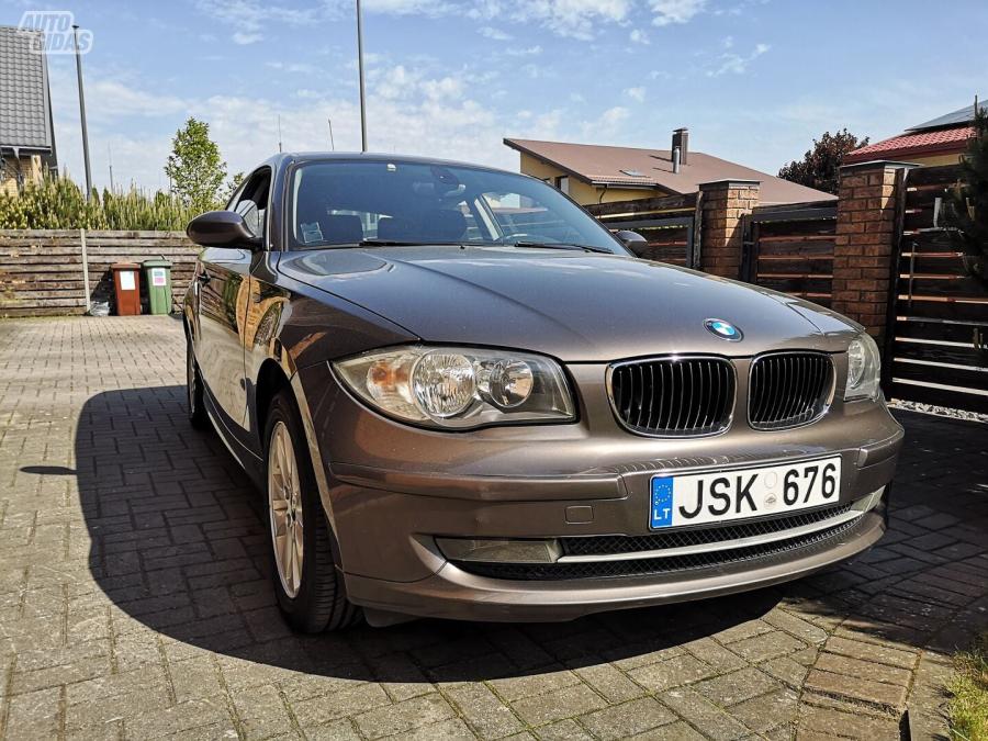 BMW 116 2009 in Kaunas, with an engine capacity of 2.00 L and mileage of 276 thousand km for 2950 €, photo 1 on AUTOMOTO.COM.LV