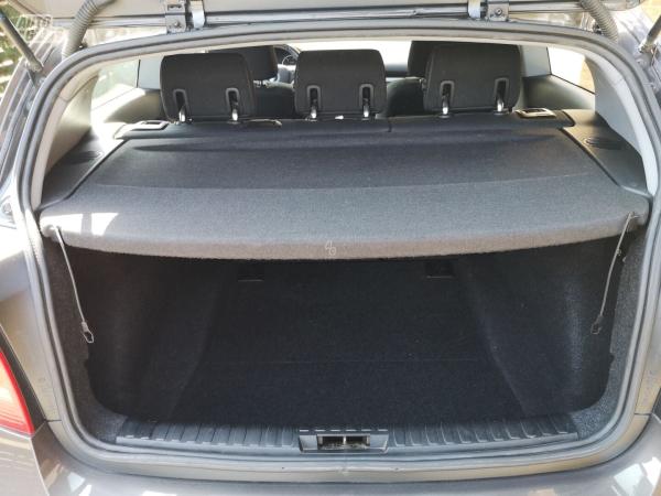 BMW 116 2009 in Kaunas, with an engine capacity of 2.00 L and mileage of 276 thousand km for 2950 €, photo 10 on AUTOMOTO.COM.LV