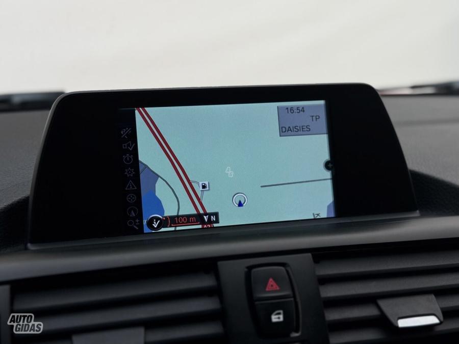 BMW 116 2013 in Avizieniai, with an engine capacity of 1.60 L and mileage of 288 thousand km for 3600 €, photo 23 on AUTOMOTO.COM.LV