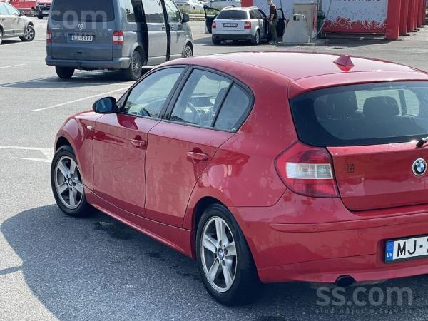 Sarkans BMW 116 2005 Rīga, ar dzinēja tilpumu 1.60 L un nobraukumu 265 tūkst. km par 5000 €, foto 3 vietnē AUTOMOTO.COM.LV
