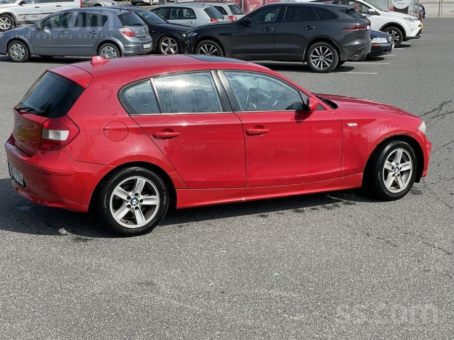 Sarkans BMW 116 2005 Rīga, ar dzinēja tilpumu 1.60 L un nobraukumu 265 tūkst. km par 5000 €, foto 4 vietnē AUTOMOTO.COM.LV