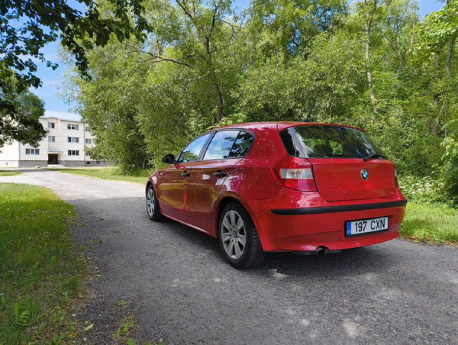 Sarkans BMW 116 2005 Kuresāre, ar dzinēja tilpumu 85.00 L un nobraukumu 307 tūkst. km par 2300 €, foto 4 vietnē AUTOMOTO.COM.LV