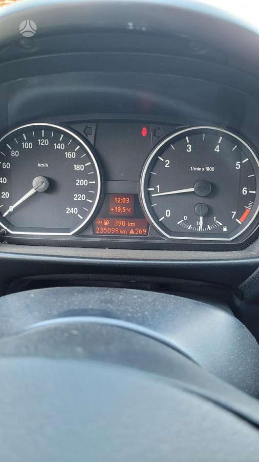 Красный БМВ 116 2006 в Пренай, объемом двигателя 1.60 л и пробегом 235 тыс. км за 2200 €, фото 11 на AUTOMOTO.COM.LV