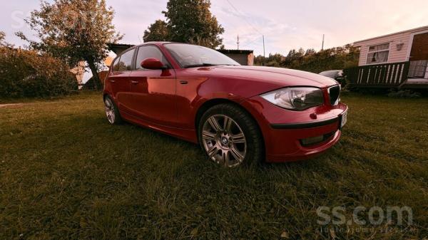 Red BMW 116 2008 in Ogre, with an engine capacity of 1.60 L and mileage of 193 thousand km for 3150 €, photo 4 on AUTOMOTO.COM.LV
