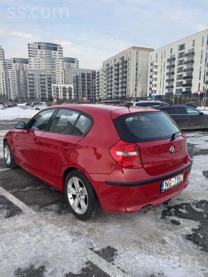 Sarkans BMW 116 2009 Rīga, ar dzinēja tilpumu 1.60 L un nobraukumu 189 tūkst. km par 3500 €, foto 5 vietnē AUTOMOTO.COM.LV