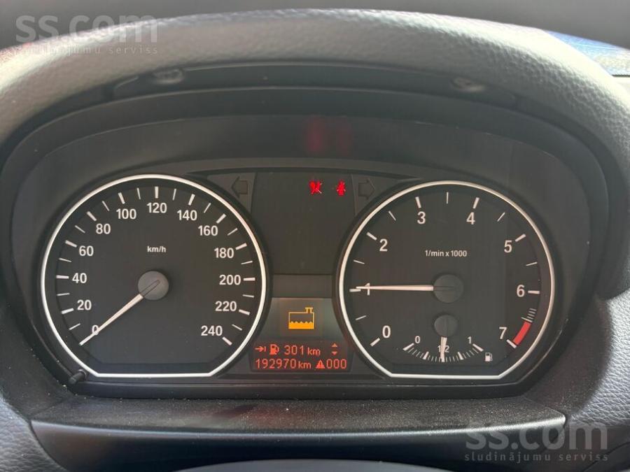 Красный БМВ 116 2009 в Рига, объемом двигателя 1.60 л и пробегом 193 тыс. км за 850 €, фото 7 на AUTOMOTO.COM.LV
