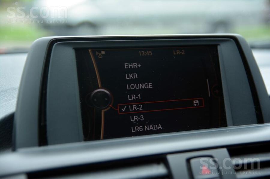Sarkans BMW 116 2012 Rīga, ar dzinēja tilpumu 1.60 L un nobraukumu 196 tūkst. km par 5700 €, foto 5 vietnē AUTOMOTO.COM.LV