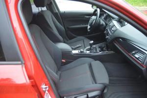 Red BMW 116 2012 in Riga, with an engine capacity of 1.60 L and mileage of 196 thousand km for 5700 €, photo 19 on AUTOMOTO.COM.LV