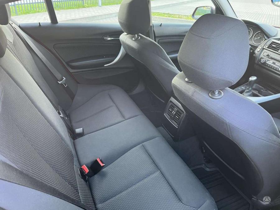 Red BMW 116 2012 in Jonava, with an engine capacity of 2.00 L and mileage of 233 thousand km for 4900 €, photo 22 on AUTOMOTO.COM.LV