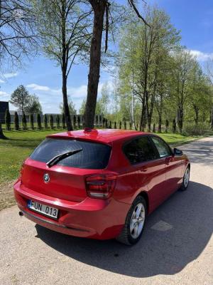 Red BMW 116 2012 in Klaipeda, with an engine capacity of 2.00 L and mileage of 330 thousand km for 4750 €, photo 5 on AUTOMOTO.COM.LV
