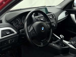 Sarkans BMW 116 2013 Viļņa, ar dzinēja tilpumu 1.60 L un nobraukumu 288 tūkst. km par 4000 €, foto 9 vietnē AUTOMOTO.COM.LV