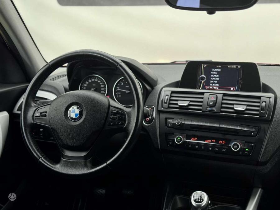 Sarkans BMW 116 2013 Viļņa, ar dzinēja tilpumu 1.60 L un nobraukumu 288 tūkst. km par 4000 €, foto 15 vietnē AUTOMOTO.COM.LV