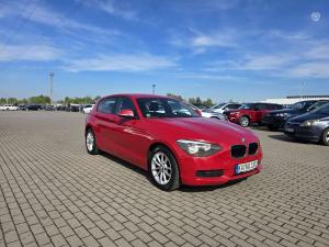 Sarkans BMW 116 2013 Marijampole, ar dzinēja tilpumu 1.60 L un nobraukumu 180 tūkst. km par 5600 €, foto  vietnē AUTOMOTO.COM.LV